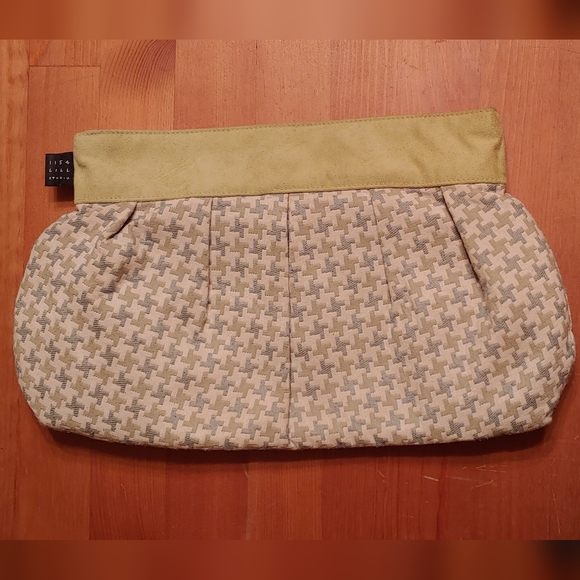 1154 Lill Studio | Bags | 154 Lill Studio Green Houndstooth Clutch ...